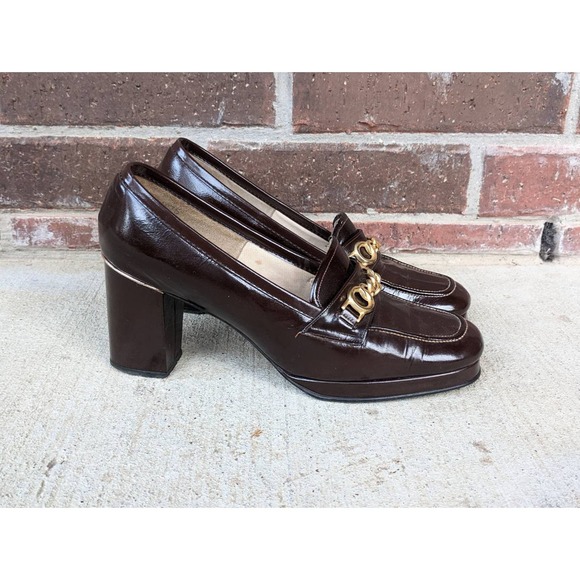 Vintage | Shoes | Size 775 Vintage 7s Patent Leather Gold Chain ...